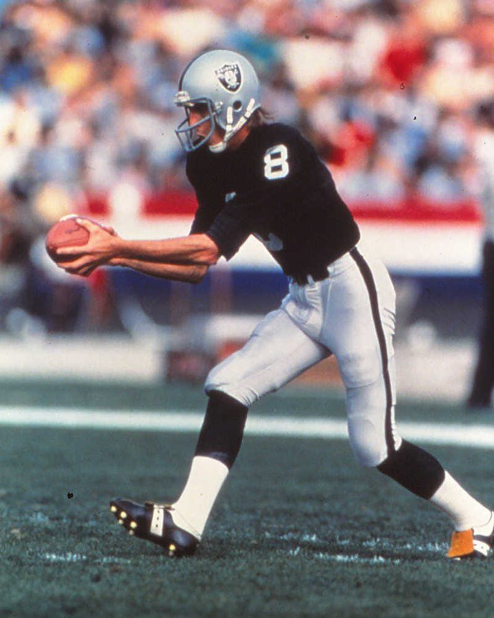 Ray Guy, Hall of Fame punter with Raiders, dies at 72.....R.I.P.